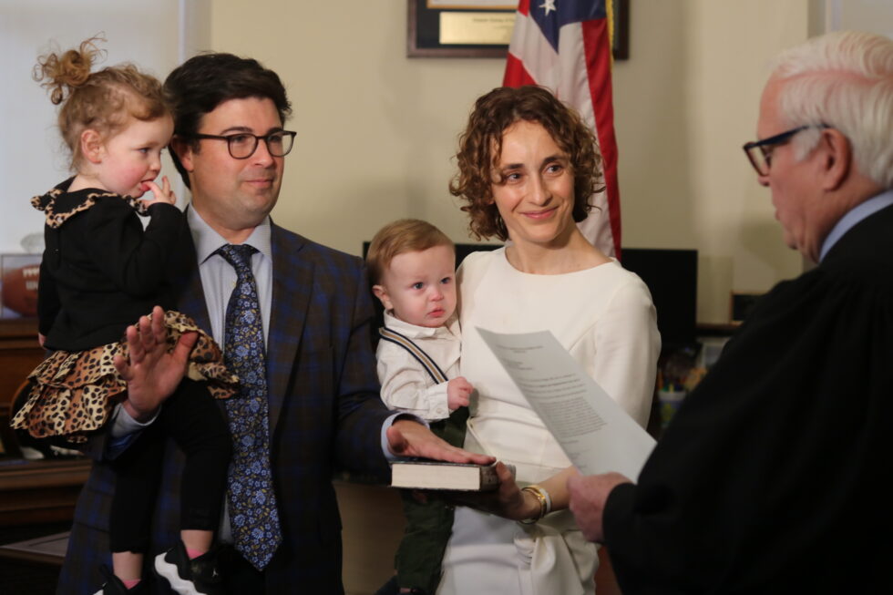 O’CONNOR SWORN IN FOR FIRST FULL TERM AS COUNTY CONTROLLER